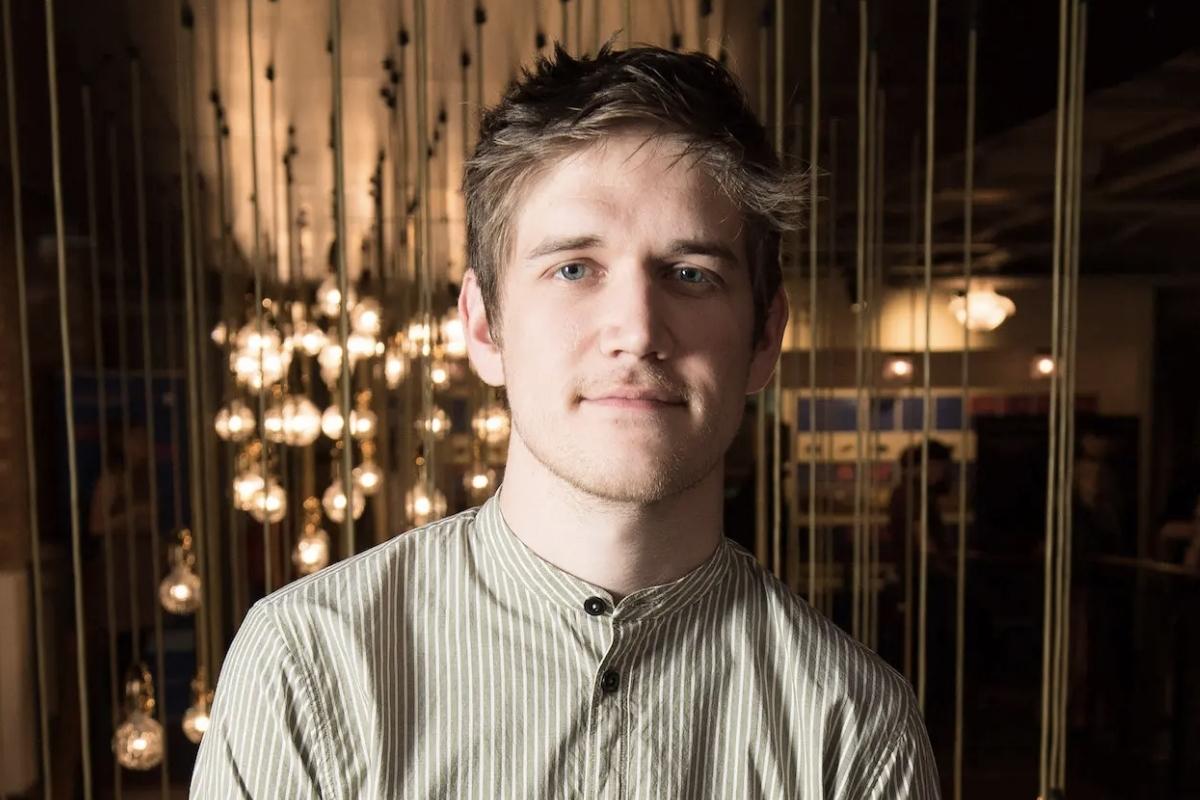 Bo Burnham Net Worth 2022: What is His Primary Source of Income ...